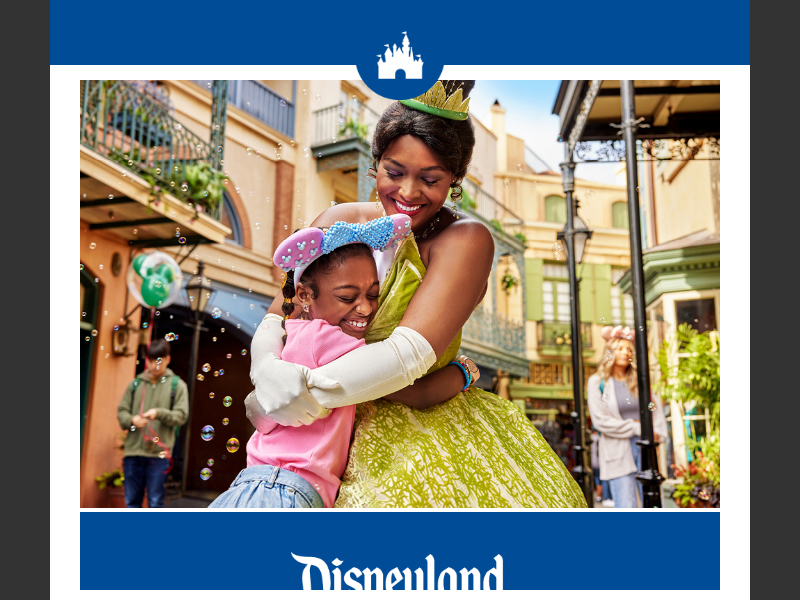 Disneyland Resort Brochure WDTCDisneyland Park