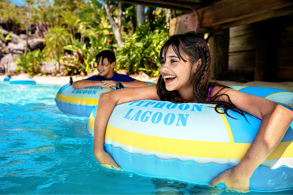 Walt Disney World Resort Digital BrochureDisney Resorts Collection