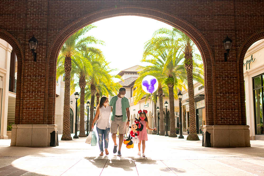 Walt Disney World Resort Digital BrochureDisney Resorts Collection